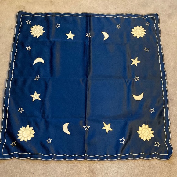 Accents | Vintage Blue Celestial Table Scarf 33x 33 Like New ...